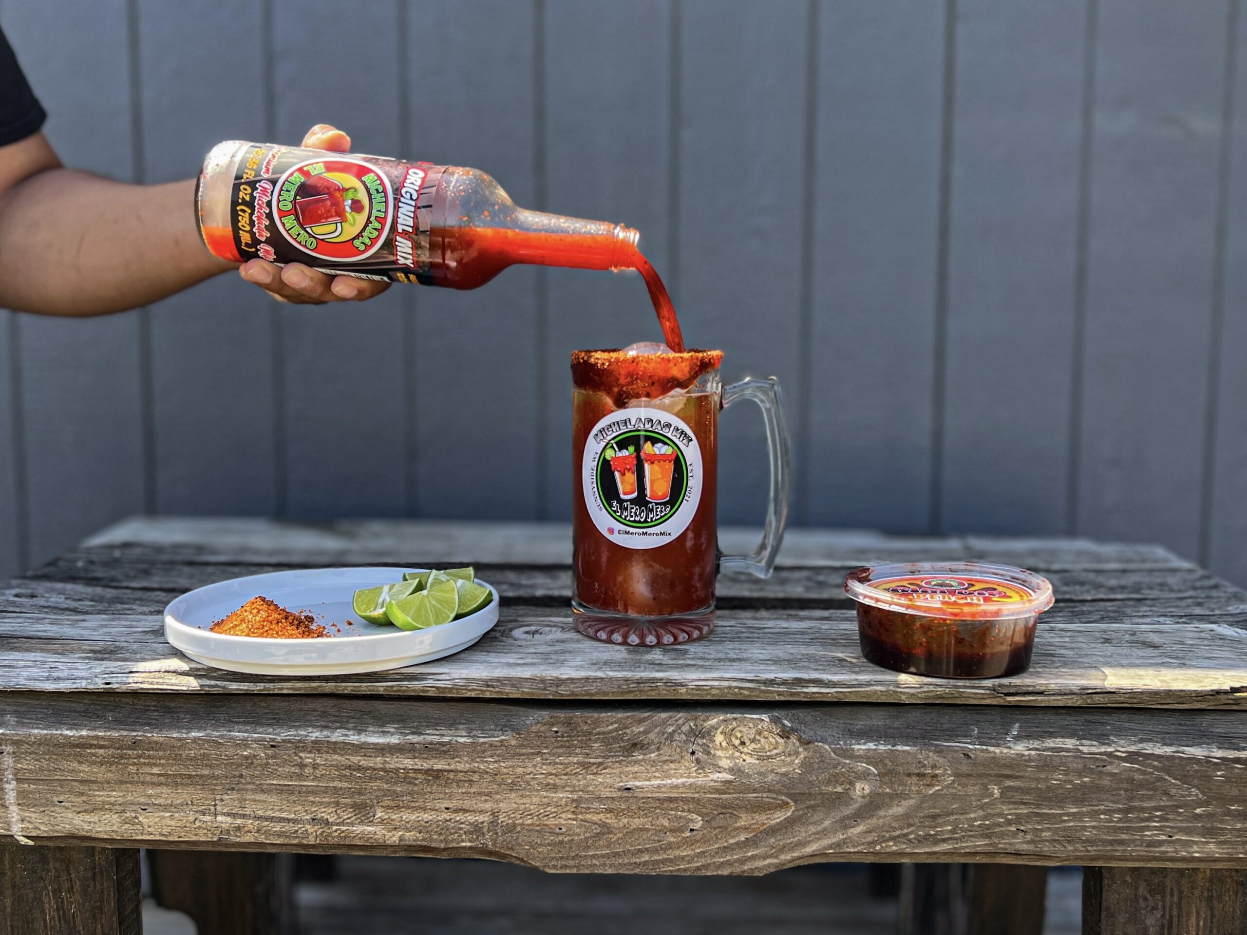 On The Go - Micheladas El Mero Mero